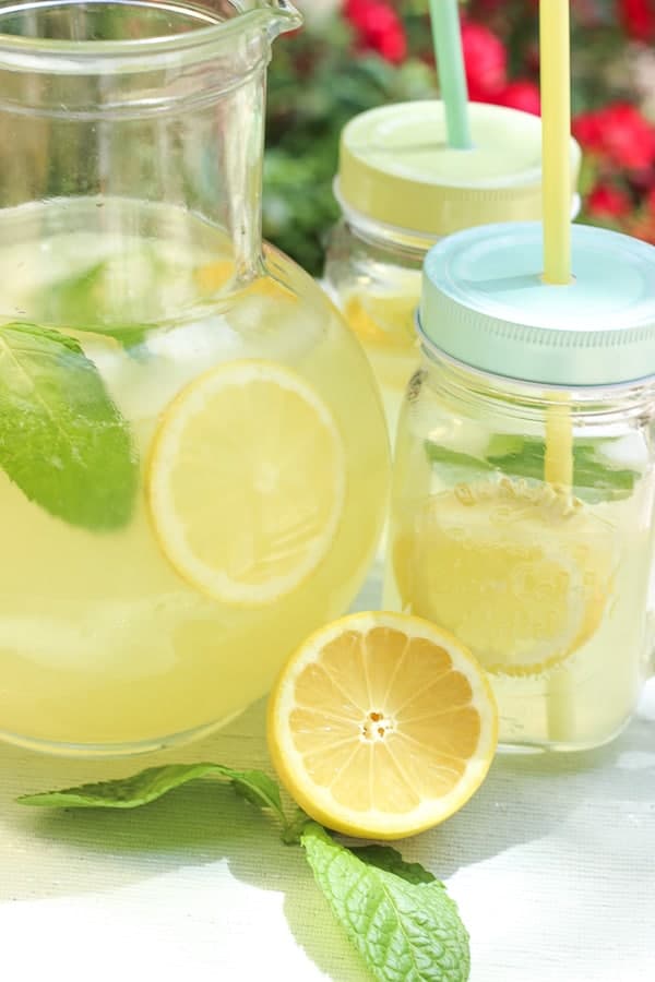 Citronnade à l'américaine (lemonade) - Elle Mijote Quelque Chose